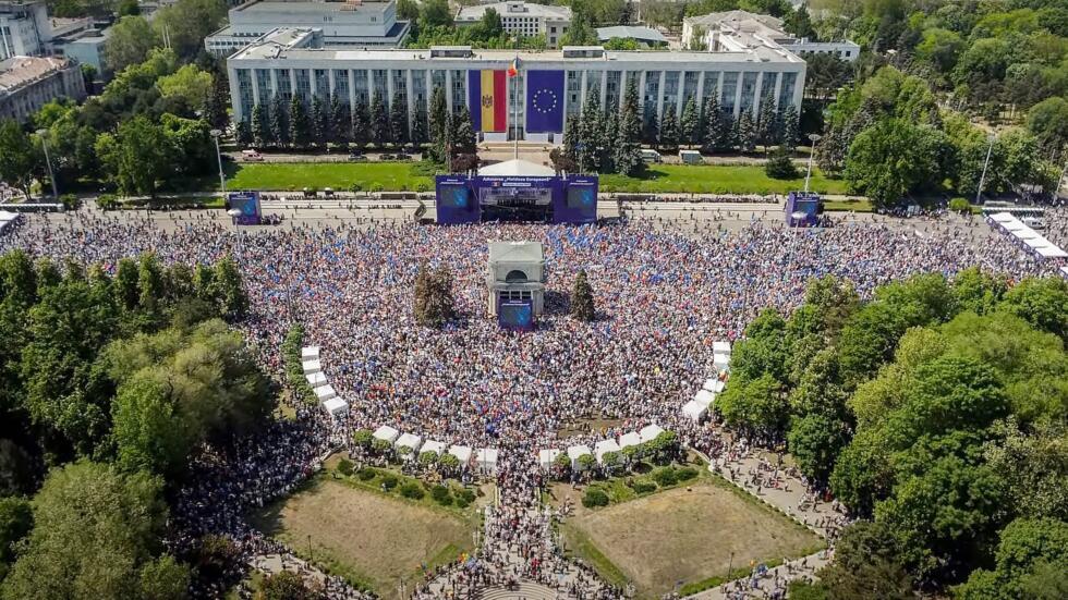 R.Moldova acuză Rusia că încearcă să fraudeze referendumul de aderare la UE. Instituții ale ...